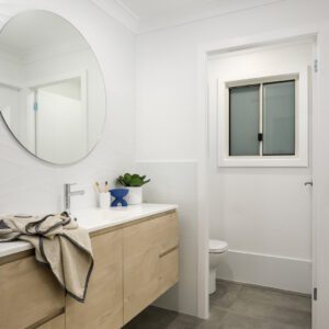 Three-Way Family Bathroom | Bathroom 2 - Banana Bathrooms