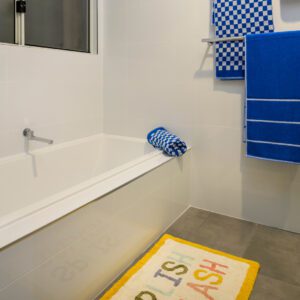 Three-Way Family Bathroom | Bathroom 2 - Banana Bathrooms